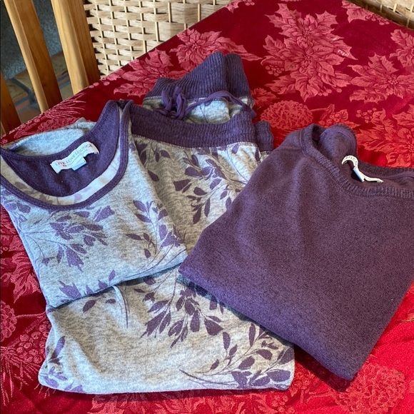 Karen Neubuger | Intimates & Sleepwear | Womens Purple Floral Lounge Or ...